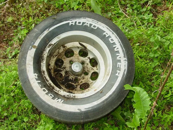 Can anyone ID this old school Cragar wheel? | Mustang Forums at StangNet